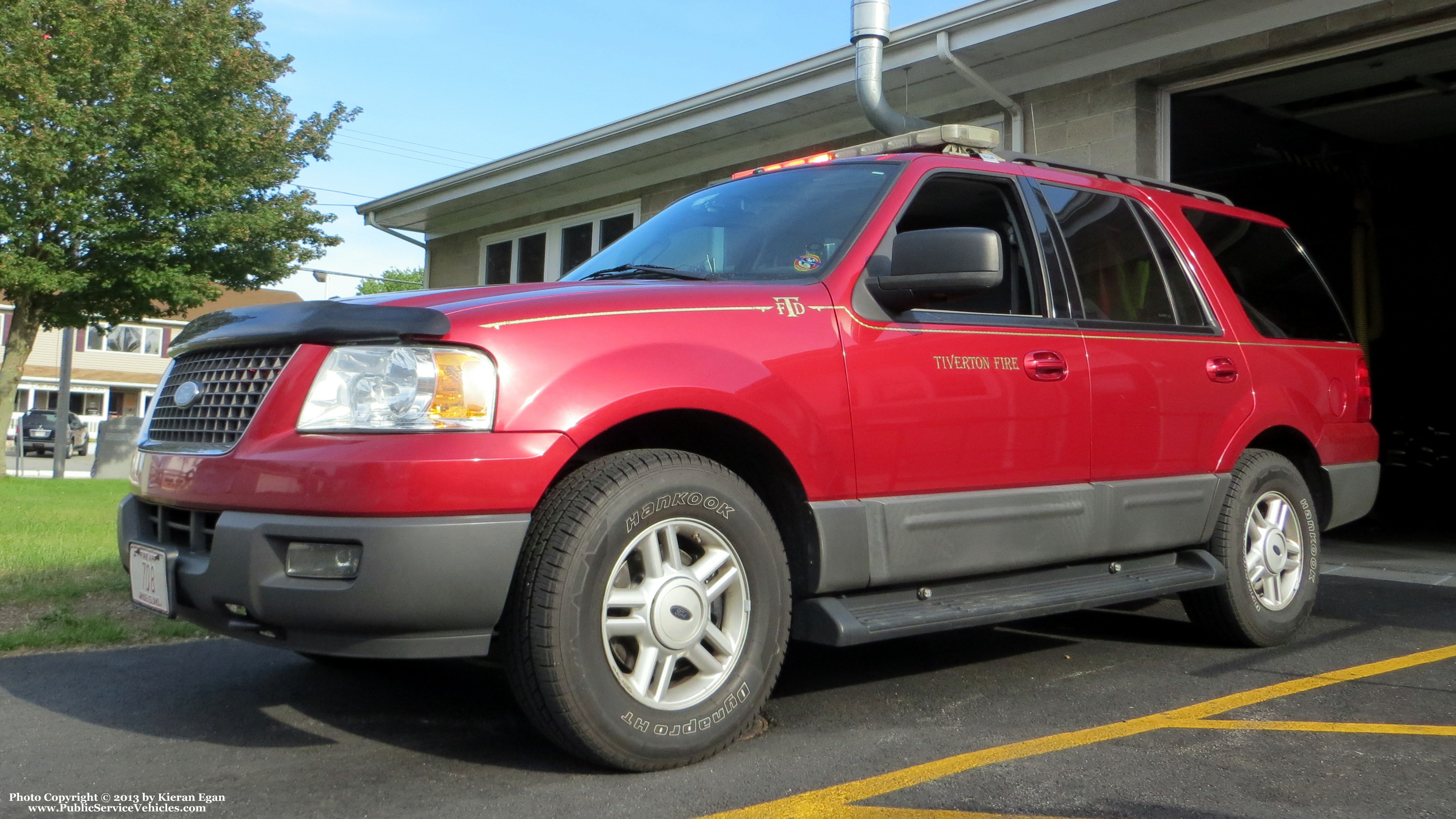 Photo of Fire Chief's Unit - PublicServiceVehicles.com