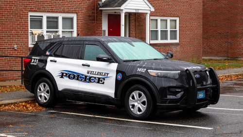 Wellesley Police Photos - PublicServiceVehicles.com