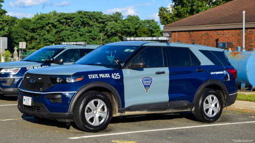 Massachusetts State Police Photos - PublicServiceVehicles.com