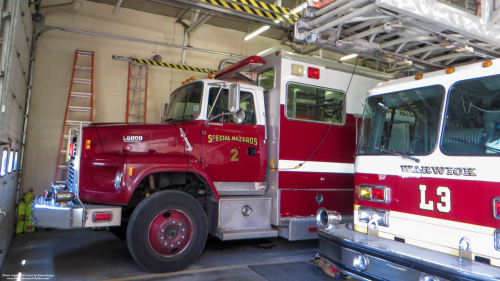 Warwick Fire Photos - PublicServiceVehicles.com