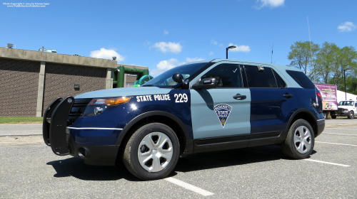 Massachusetts State Police Photos - PublicServiceVehicles.com