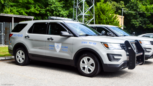 Rhode Island State Police Photos - PublicServiceVehicles.com