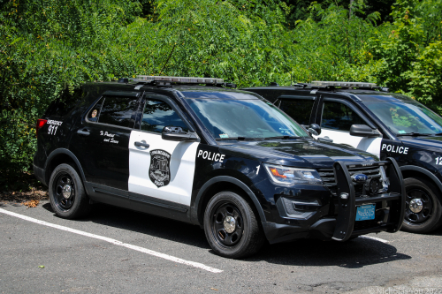 Longmeadow Police Photos - PublicServiceVehicles.com