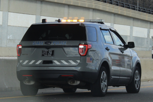 Rhode Island State Police Photos - PublicServiceVehicles.com