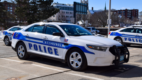 Worcester Police Photos - PublicServiceVehicles.com