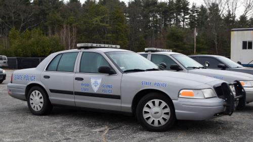 Rhode Island State Police Photos - PublicServiceVehicles.com