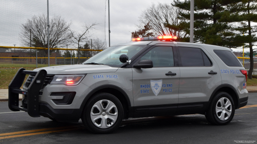 Rhode Island State Police Photos - PublicServiceVehicles.com