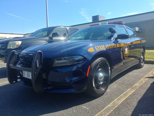 New York State Police Photos - PublicServiceVehicles.com