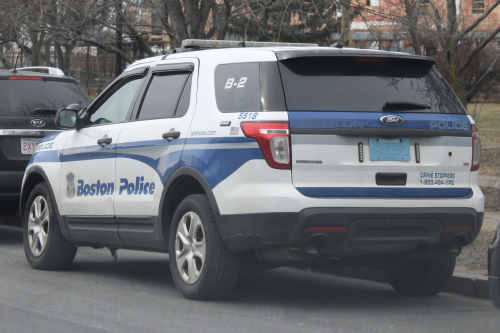 Boston Police Photos - PublicServiceVehicles.com