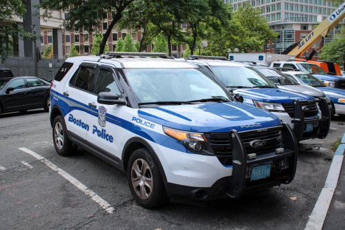 Boston Police Photos - PublicServiceVehicles.com