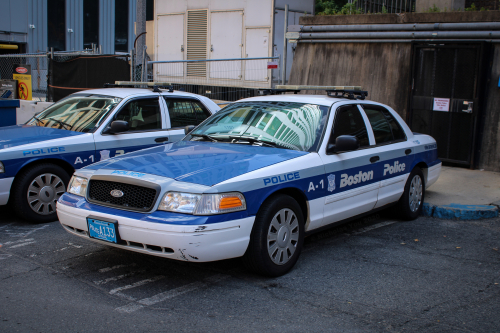 Boston Police Photos - PublicServiceVehicles.com
