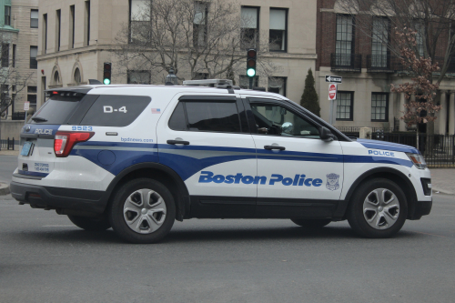 Boston Police Photos - PublicServiceVehicles.com