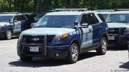Massachusetts State Police Photos - PublicServiceVehicles.com