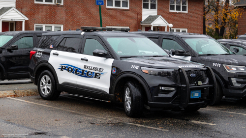 Wellesley Police Photos - PublicServiceVehicles.com