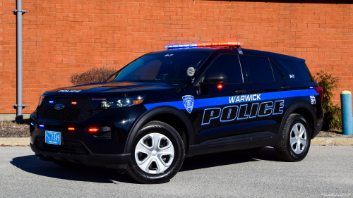 Warwick Police Photos - PublicServiceVehicles.com