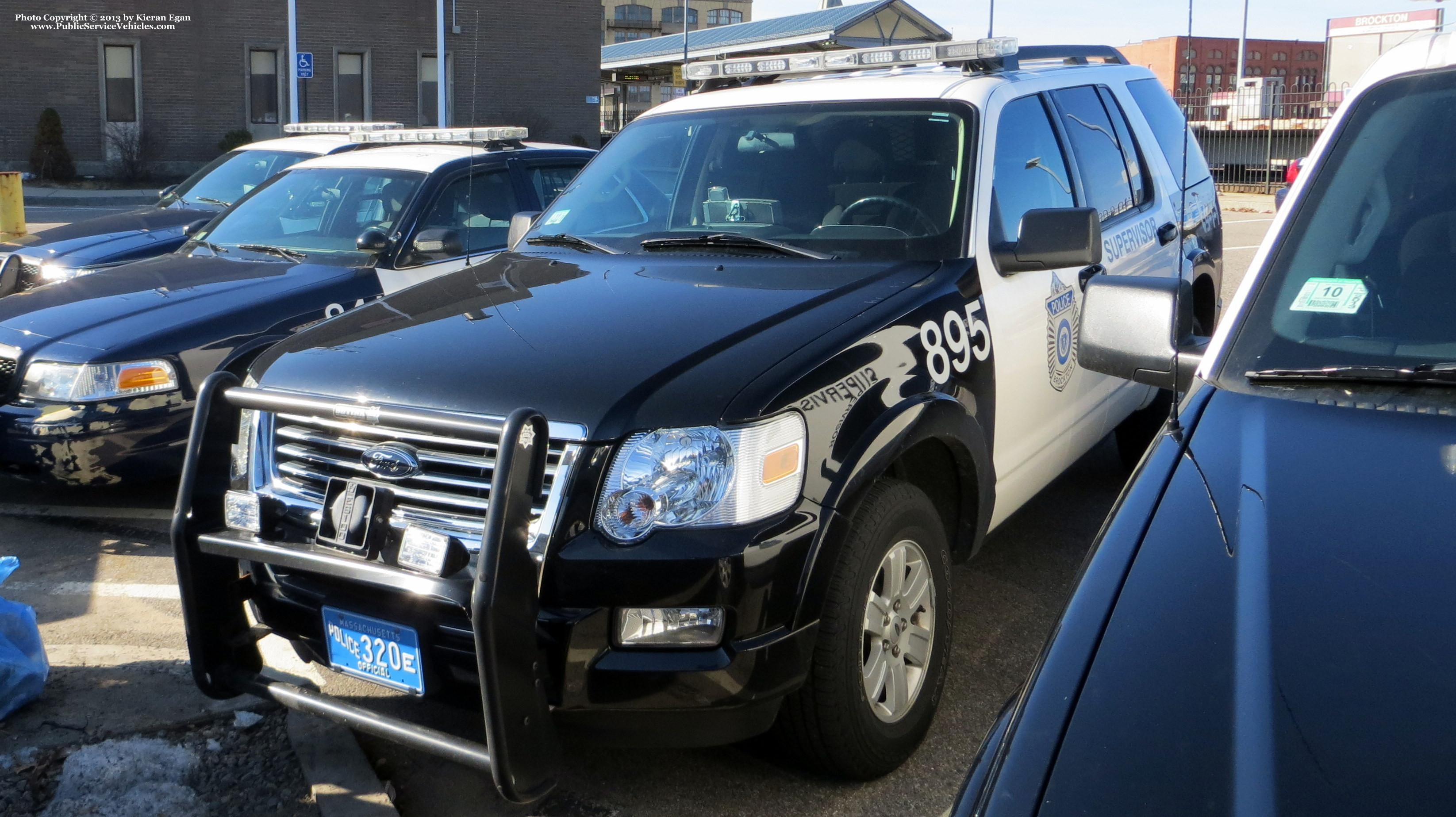 Photo of Cruiser 895 - PublicServiceVehicles.com