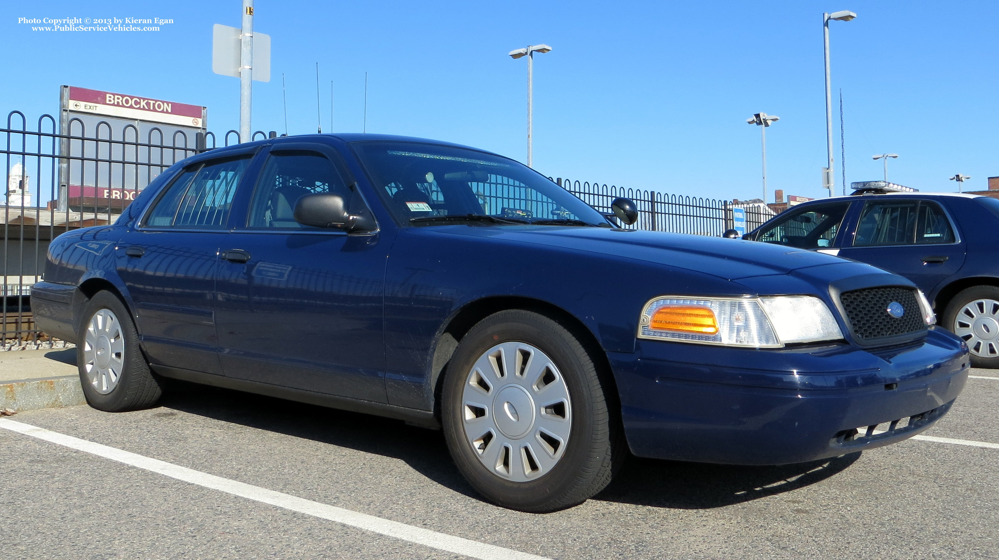 Photo of Unmarked Unit - PublicServiceVehicles.com