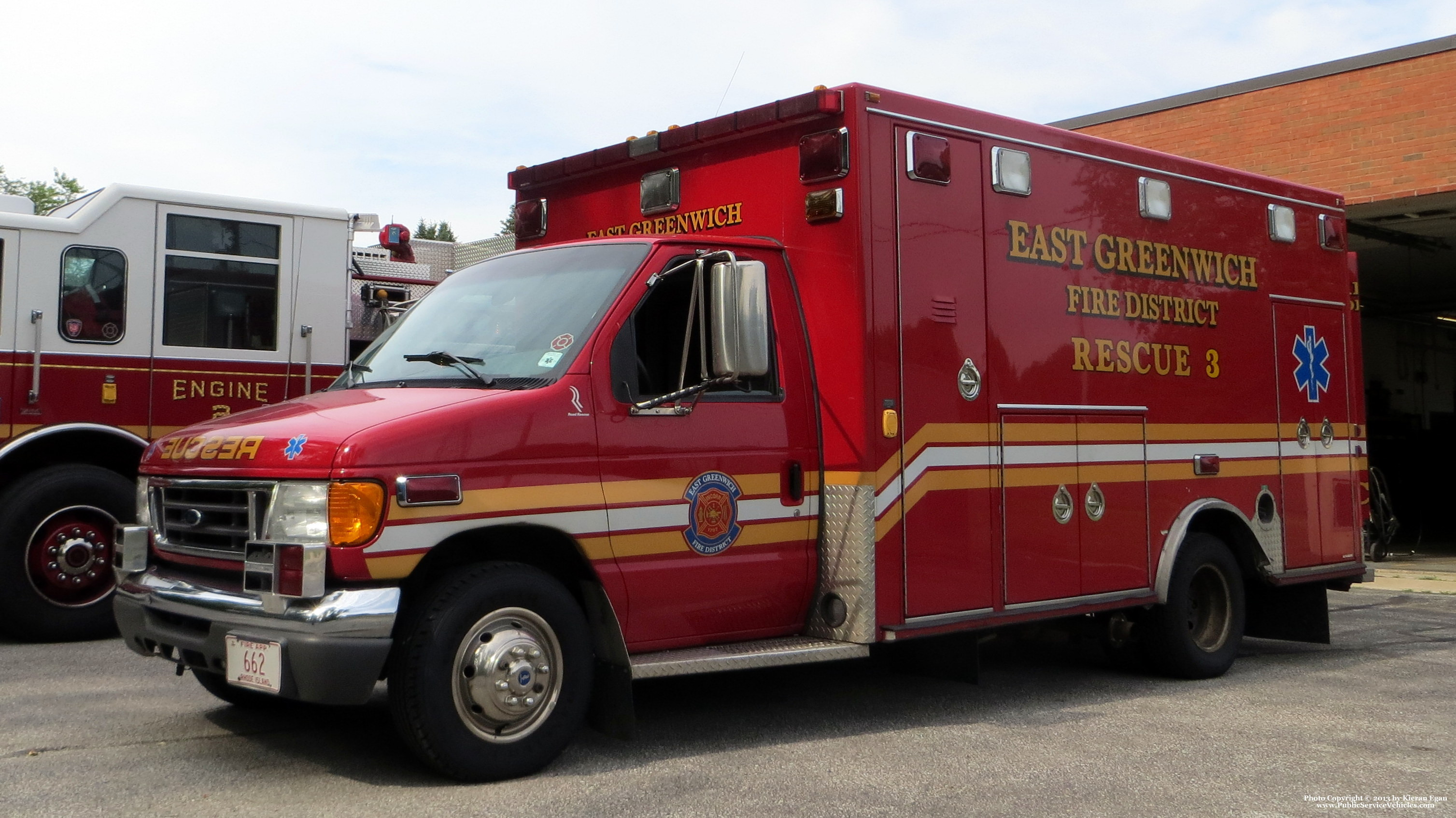 Photo of Rescue 3 - PublicServiceVehicles.com