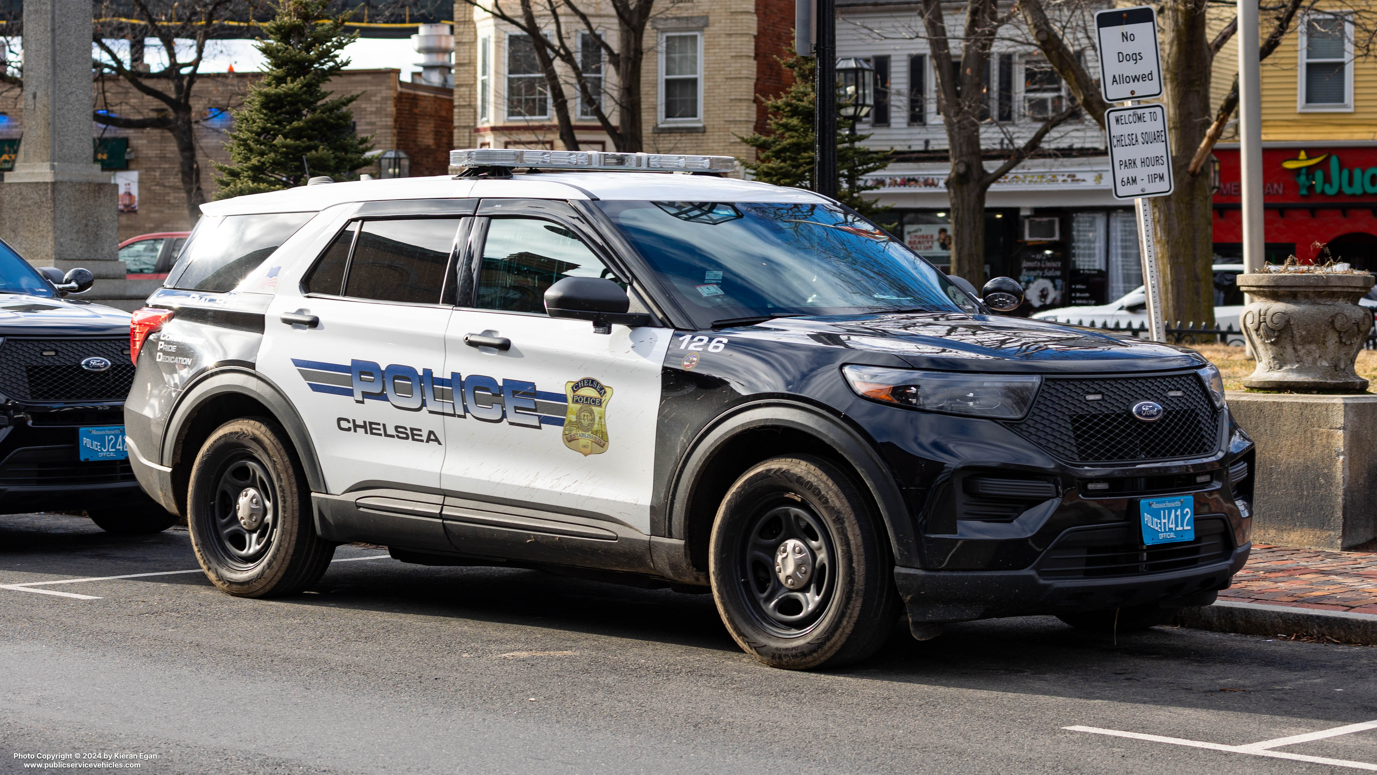 Photo of Cruiser 126 - PublicServiceVehicles.com