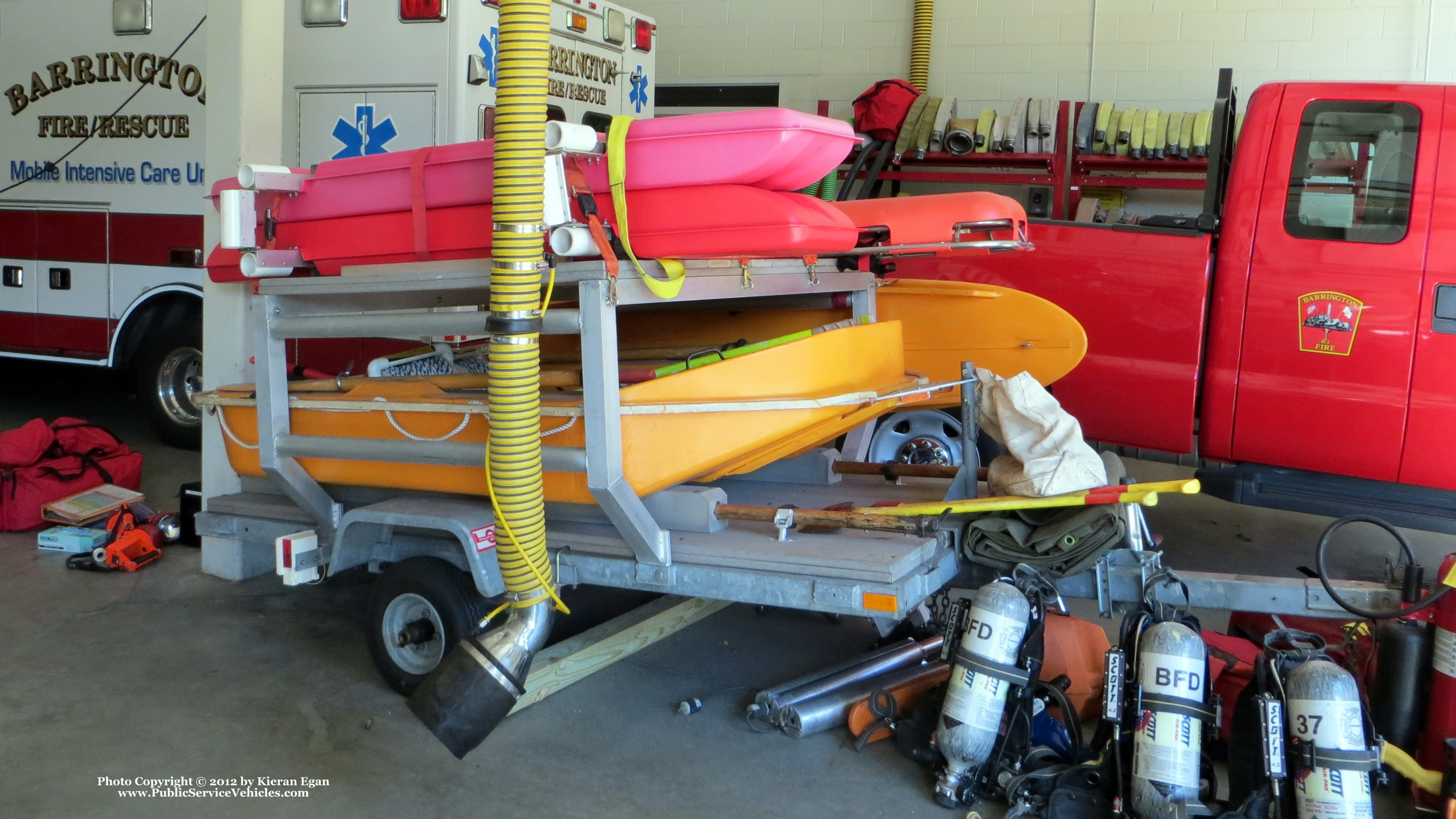 Photo of Ice Rescue Unit - PublicServiceVehicles.com