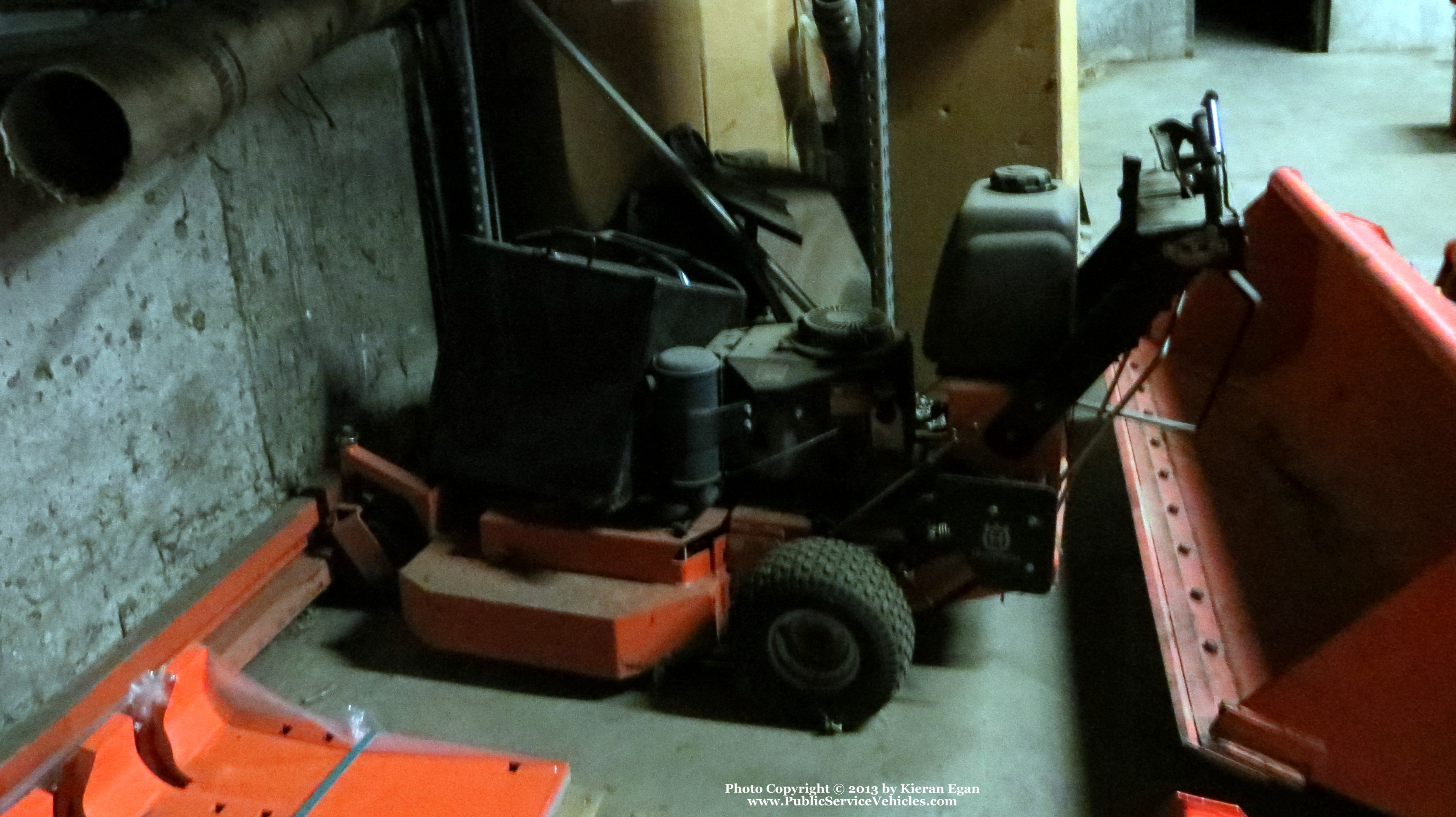 Photo of Mower 64 - PublicServiceVehicles.com