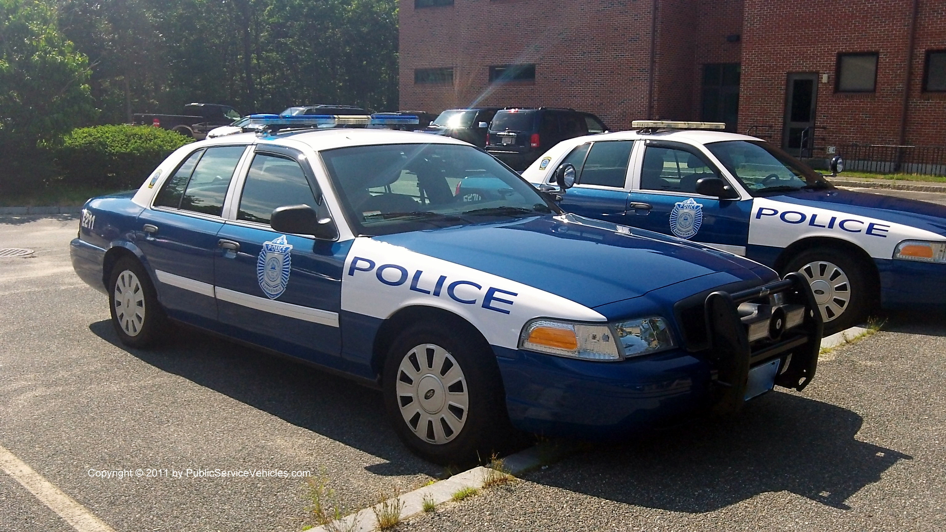 Photo of E-211 - PublicServiceVehicles.com
