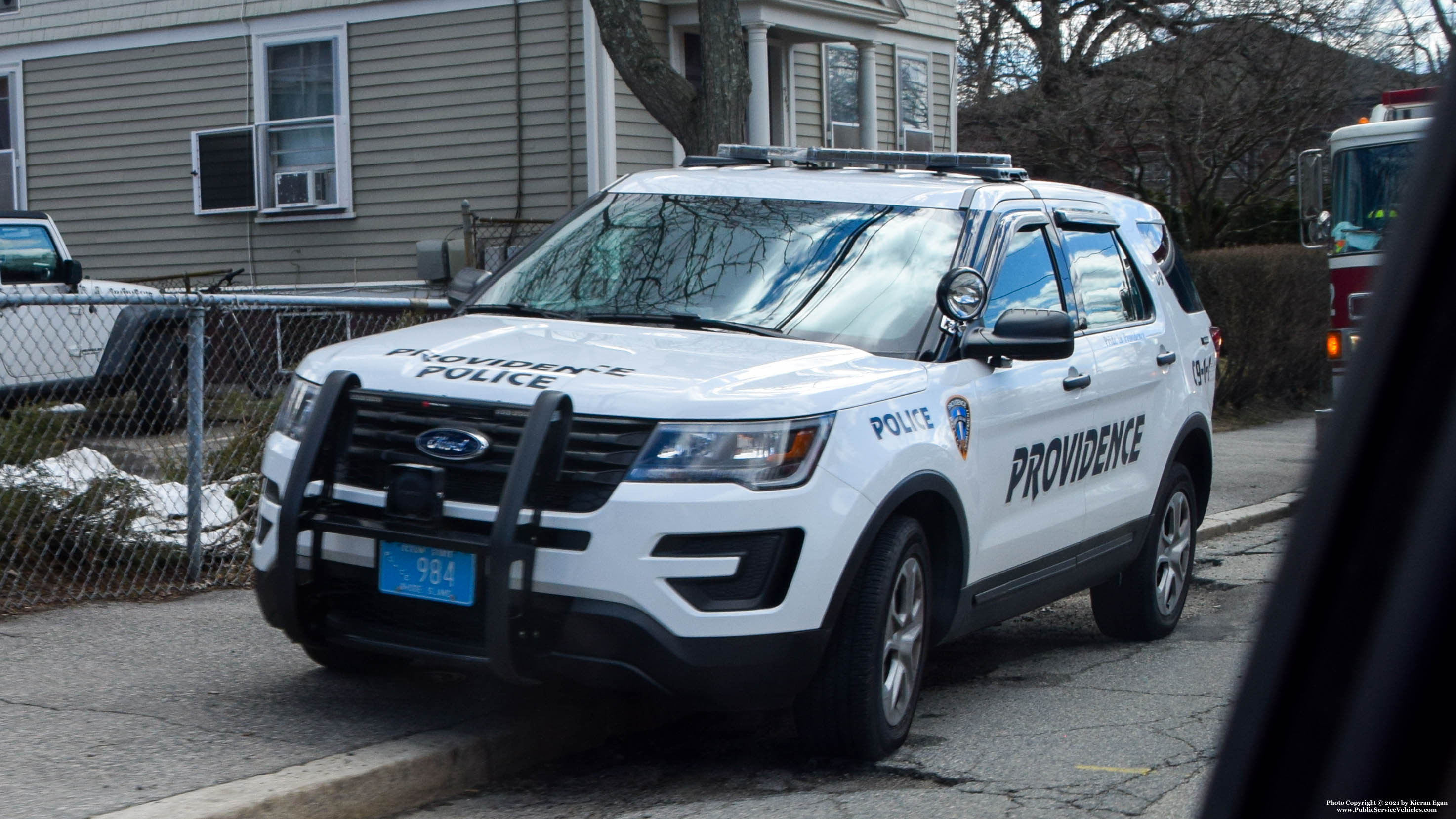 Photo of Cruiser 984 - PublicServiceVehicles.com